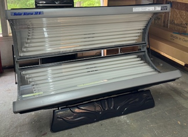 Solar Storm 32 Bulb Tanning Bed 110Volts | Atlantic Tan
