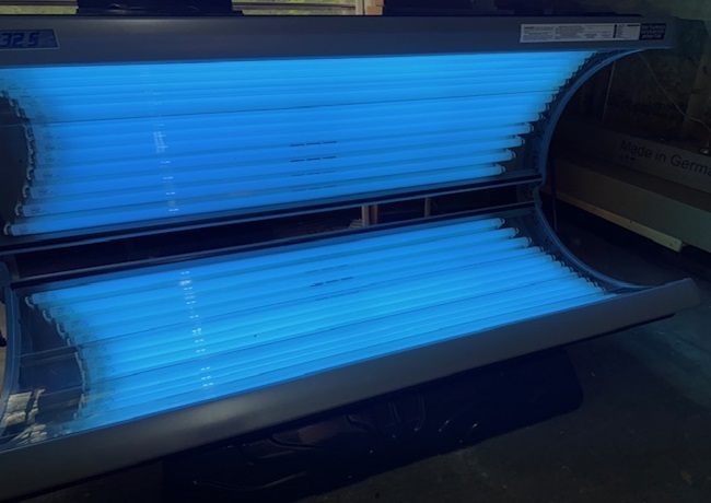 Solar Storm 32 Bulb Tanning Bed 110Volts | Atlantic Tan